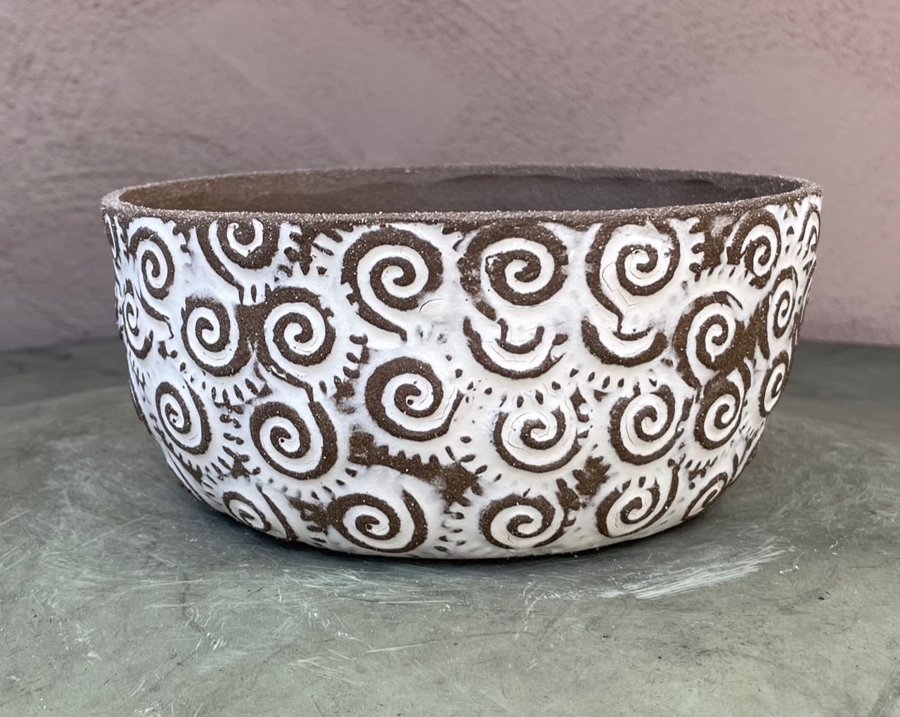 6" Antique White Swirl Planter - Susan Aach Ceramics